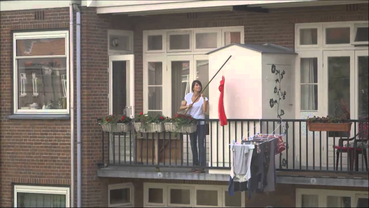 Becel pro-activ & de Hartstichting: "Draag rood op Dress Red Day" - YouTube