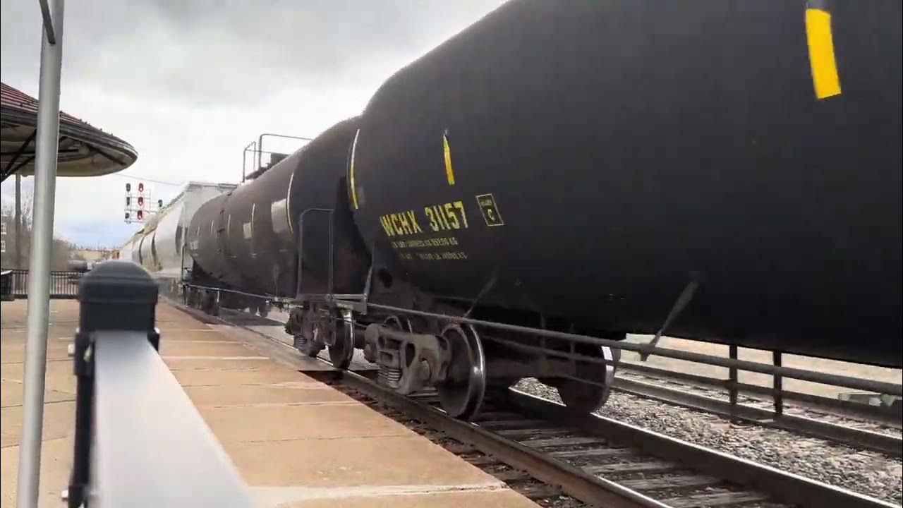 This CN train has a KCS on it - YouTube