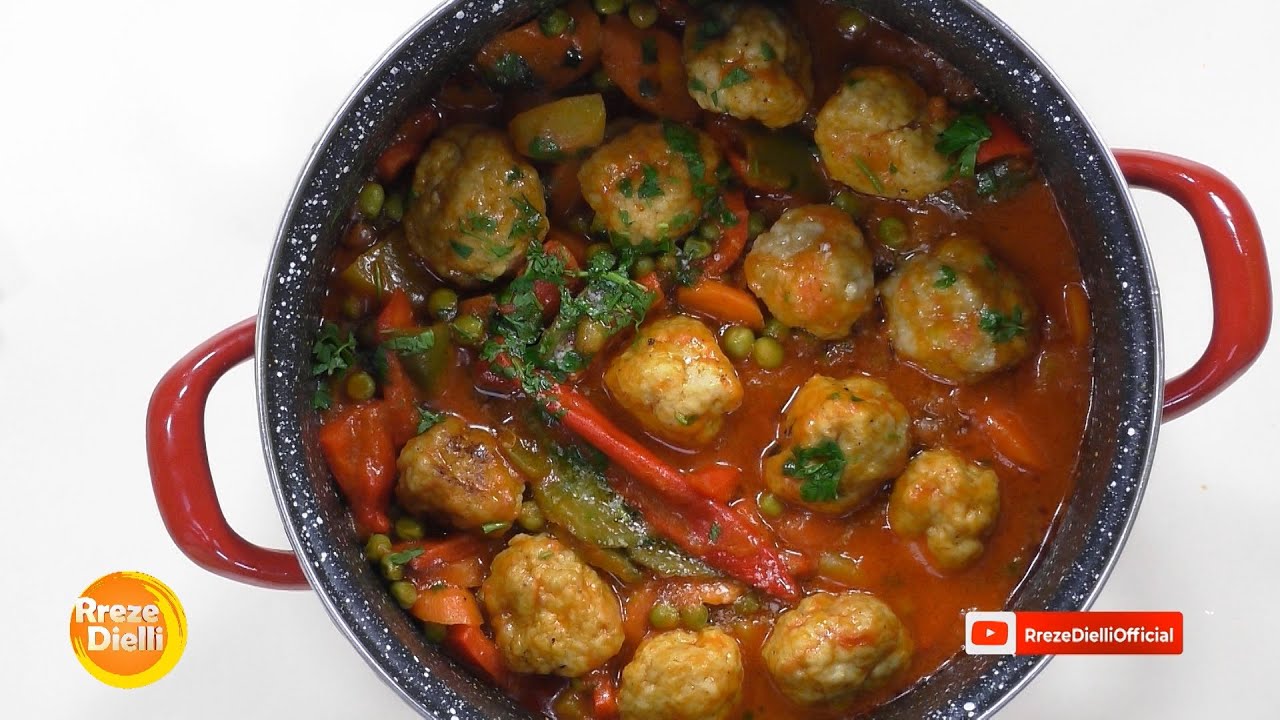 Rreze Dielli - Gjellë me perime dhe qofte pule nga zonja Albana - YouTube