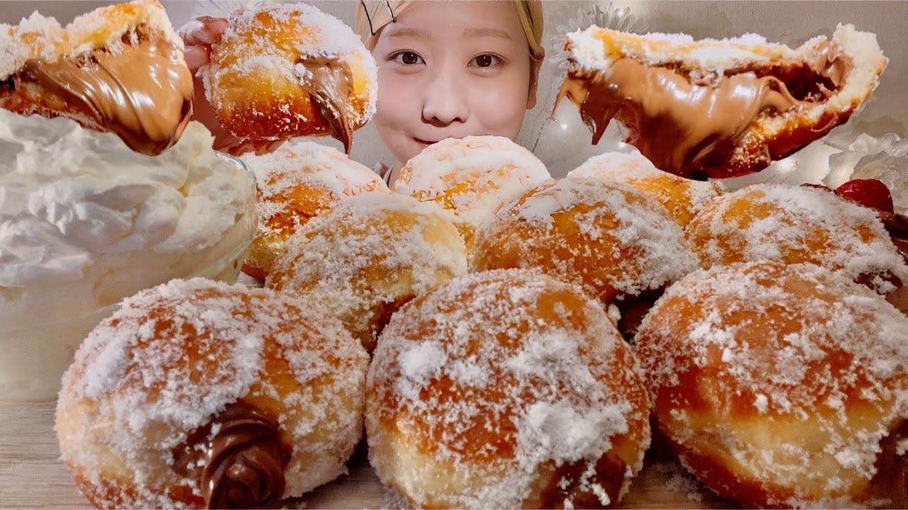 ASMR Nutella Donuts【Mukbang/ Eating Sounds】【English subtitles】 - YouTube