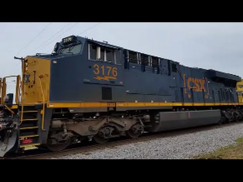 [CSX]3176 ES44AH & C40-8 Standard Cab Leads R647-18 S.Micro NC & Screaming K5HLL-R2 Intermodel ...