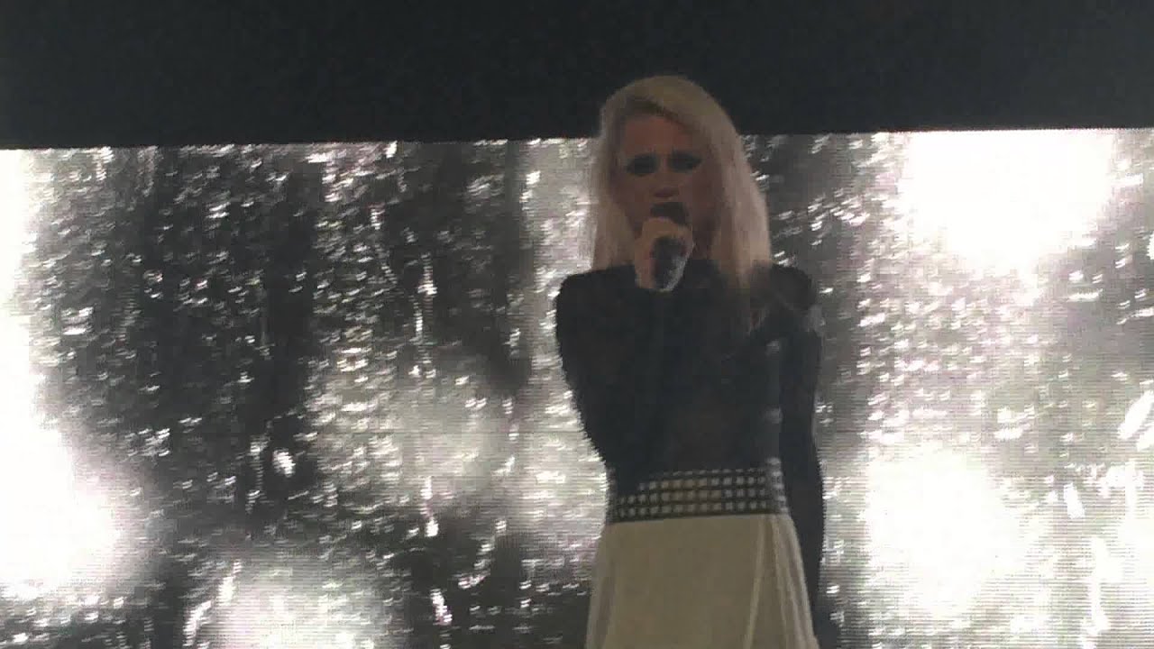 Nero - Into The Night (LIVE) @ HARD DOTD 2015 (Day 1) - YouTube