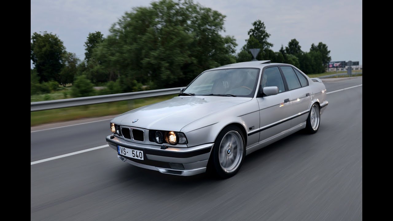 Most dangerous car from the nineties | BMW 540 e34 Riga Hood Run - YouTube