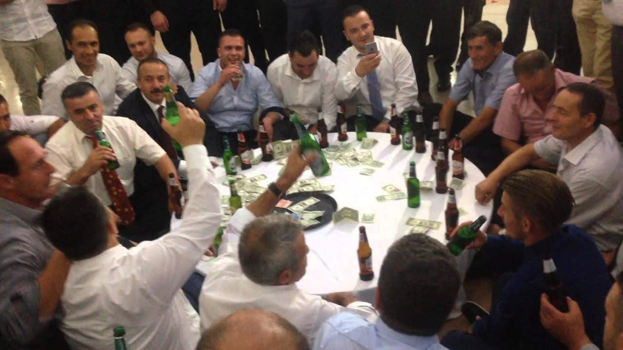 Agim Gerbeshi live sofra 2015 - YouTube