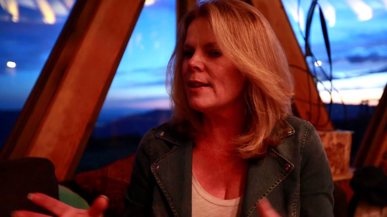 Leanne Ely Owner of "Saving Dinner" - YouTube