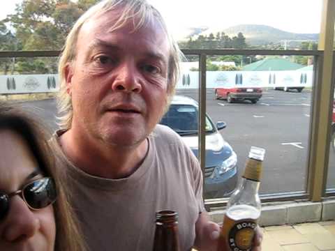 How to drink "Boags" St.George beer - YouTube