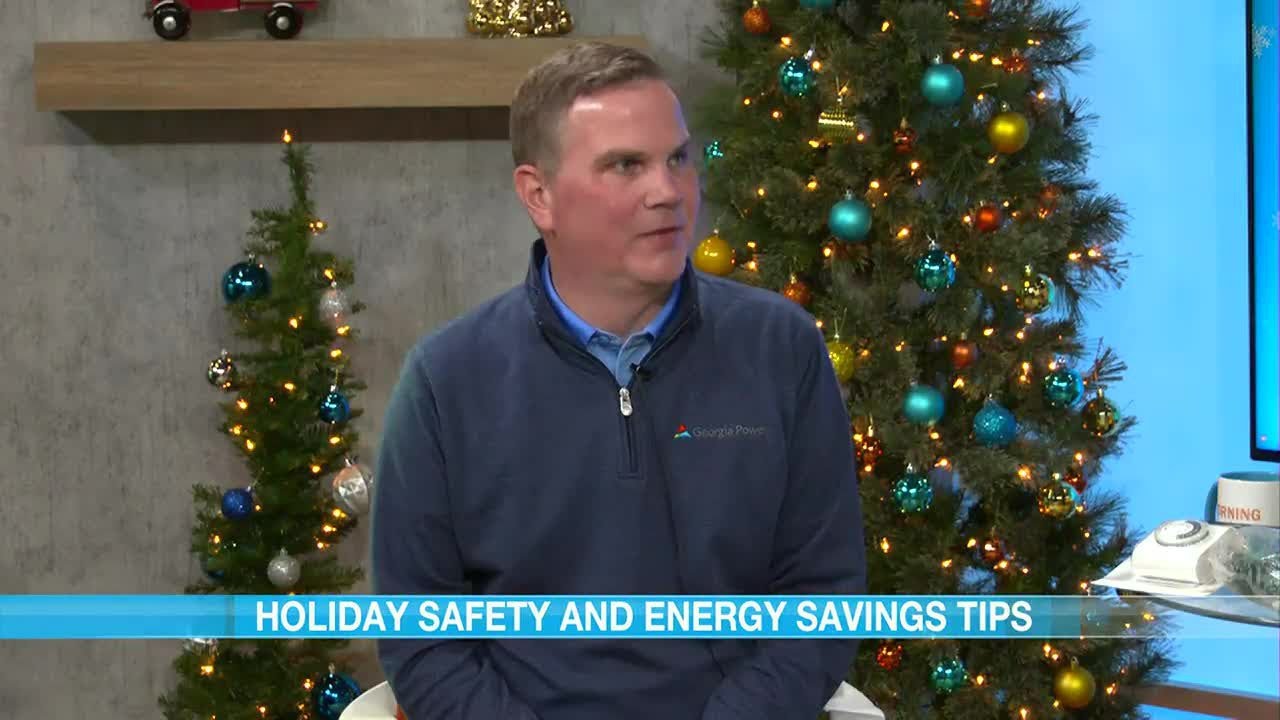 Andrew Vickery teaches how to save money and energy during the holidays ...