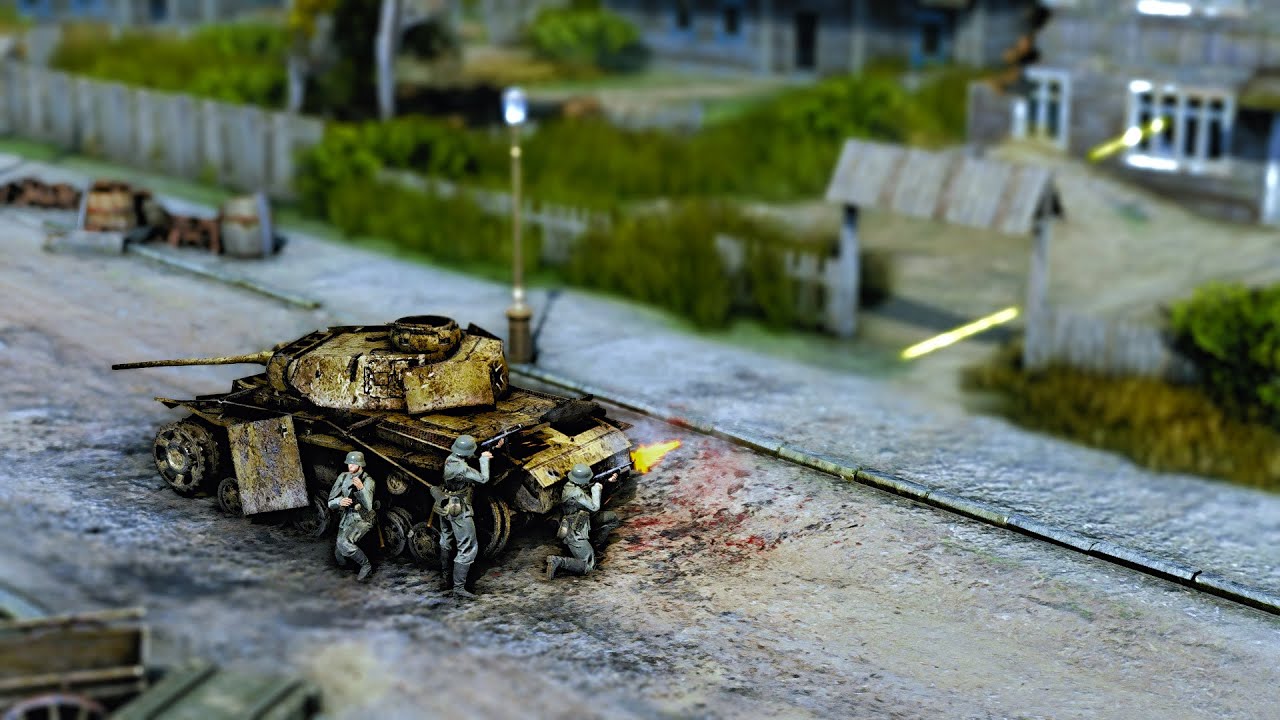 Tiny Soldiers' Submachine Gun Battle - MP40 vs PPSH41 | Tilt Shift ...