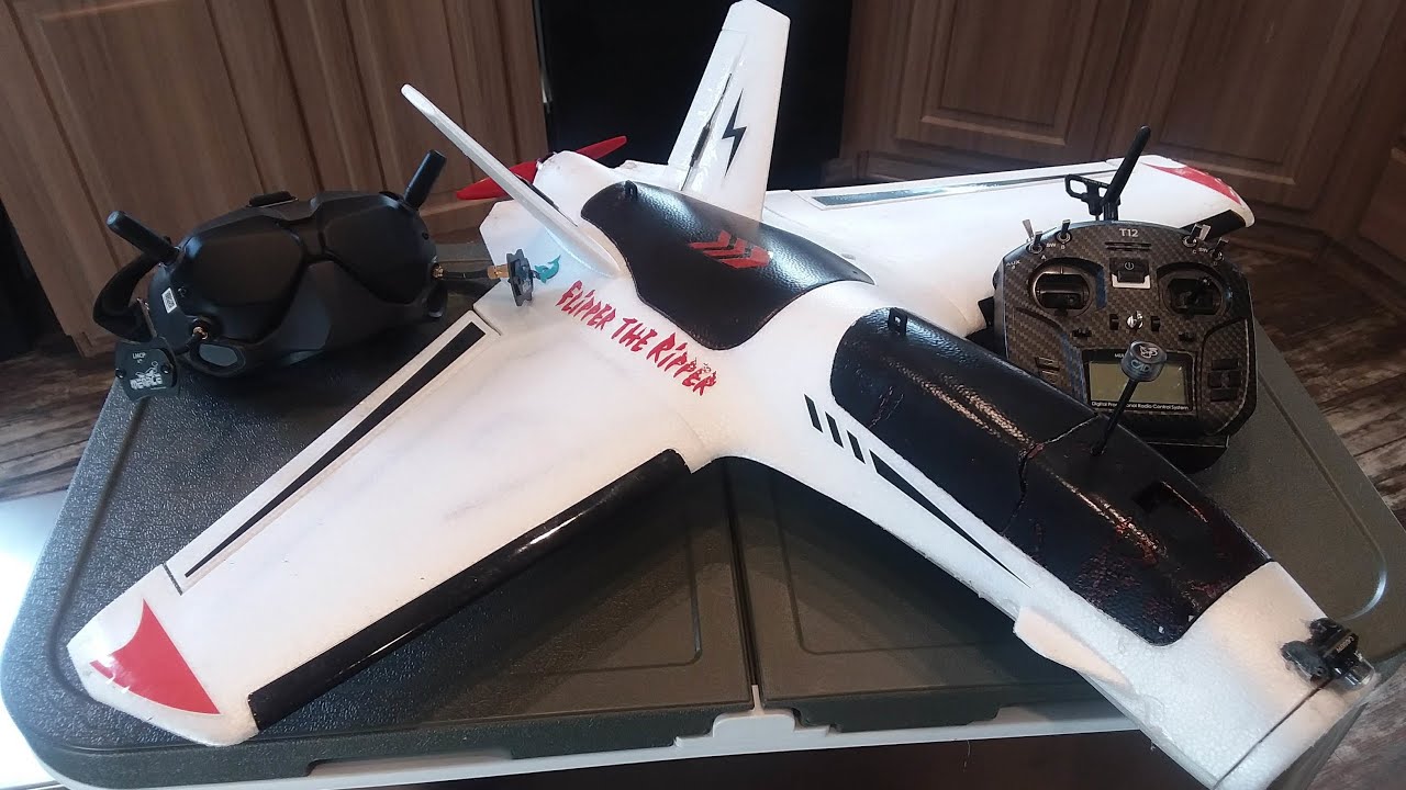 AtomRC Dolphin | FPV Track Paradise | Flipper The Ripper - YouTube