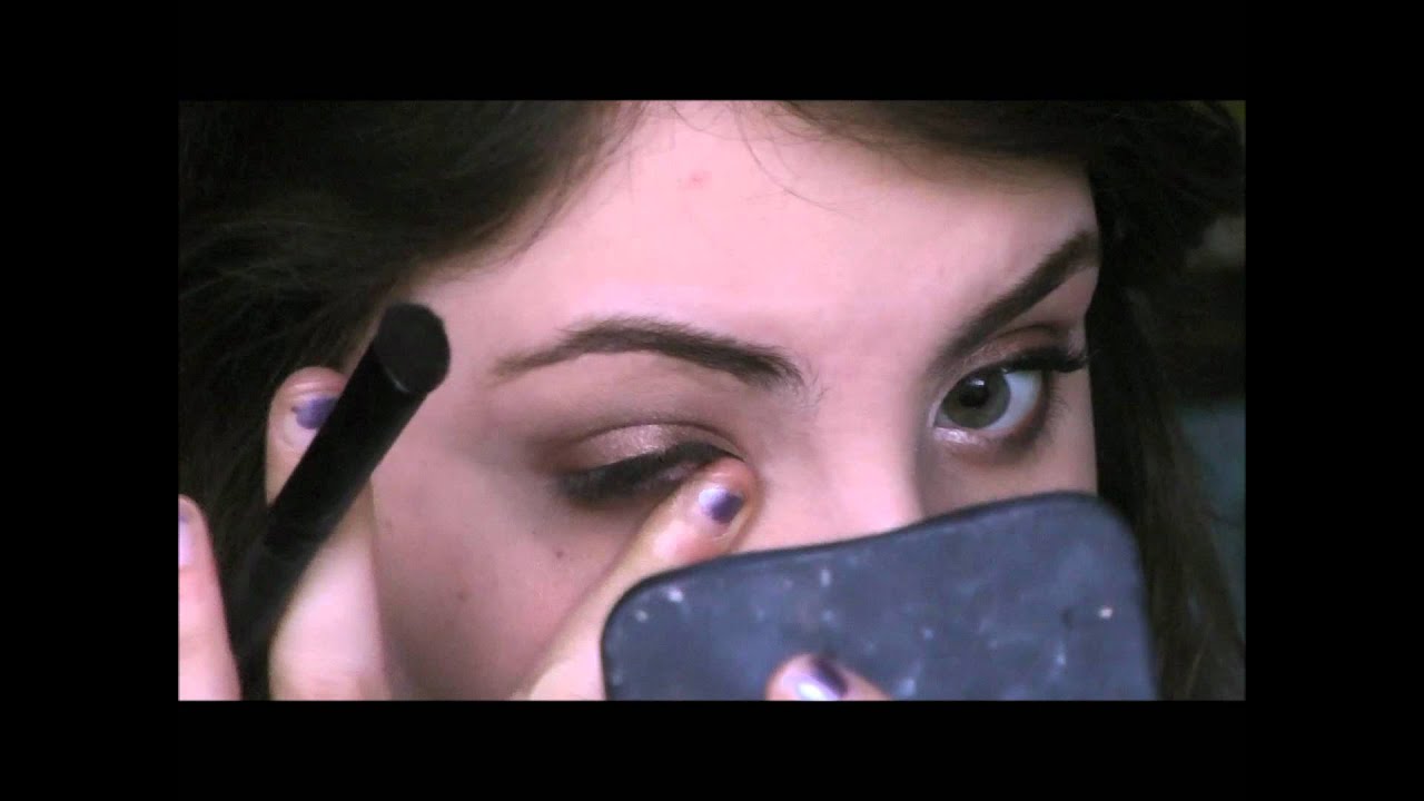 Lily Collins in Seventeen Inspired Makeup: Tutorial - YouTube