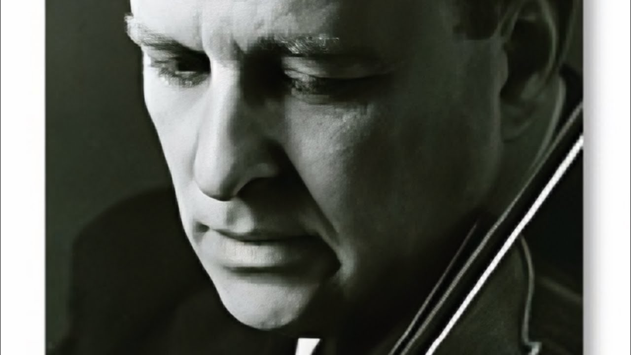 Joseph Fuchs plays Pyotr Ilyich Tchaikovsky: Mélodie, from Souvenir d ...