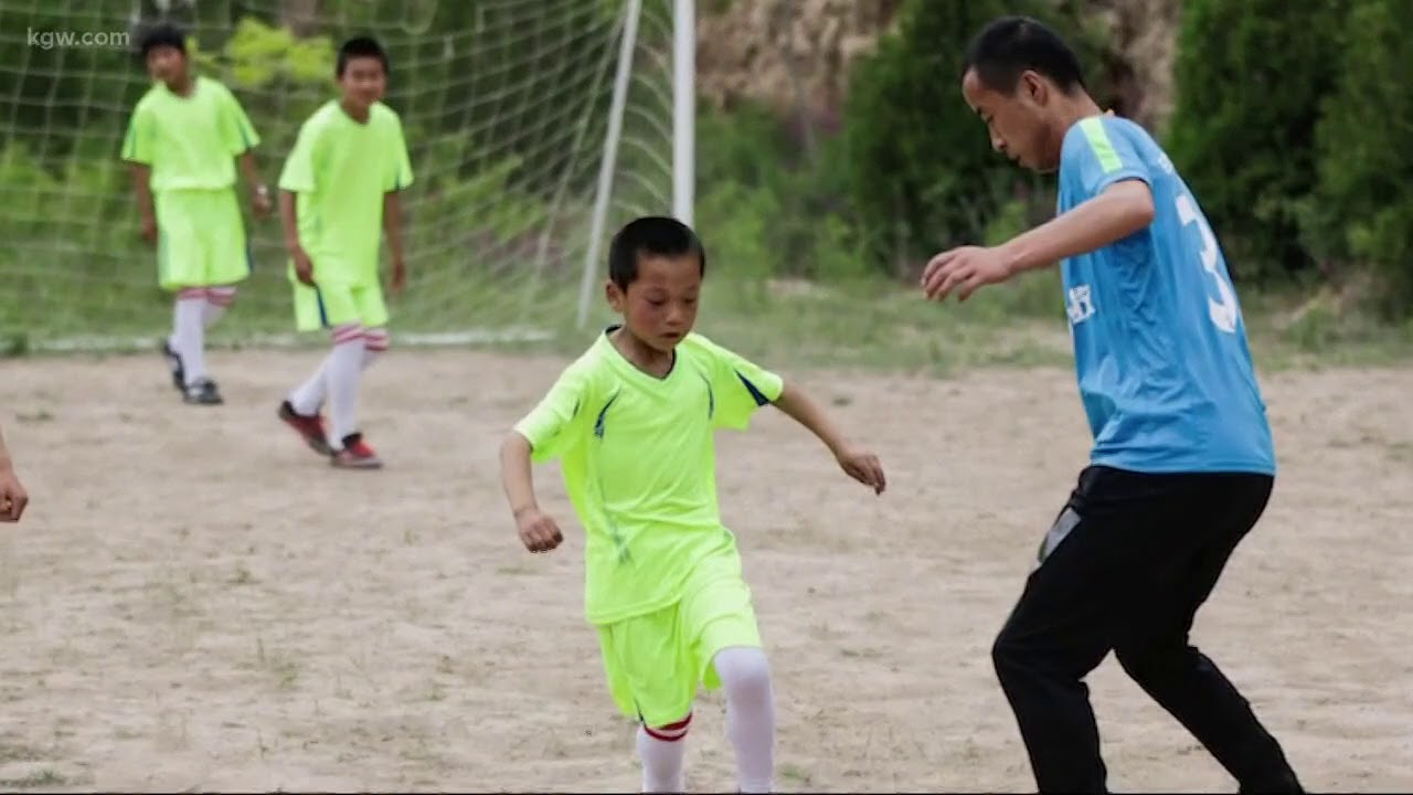 Exchange of ideas with Chinese PE teacher - YouTube