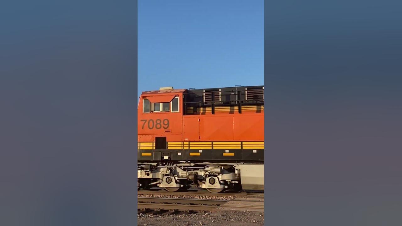 BNSF 6706 Intermodal - YouTube