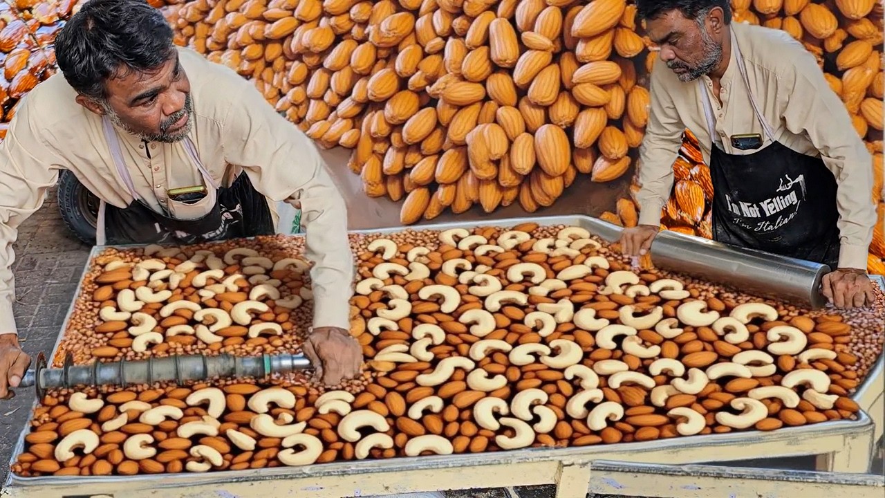 CHIKKI RECIPE : Amazing Food Processing Live Cashew Nuts Bar Candy ...