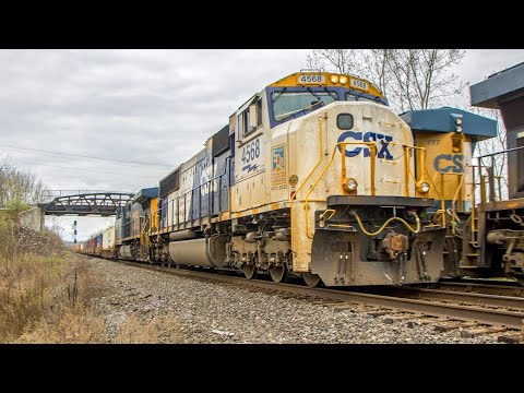 CSX I169-20 meeting CSX I104-20 with CSX 4568 Operation Lifesaver in Clyde Savannah NY 4-21-24 ...
