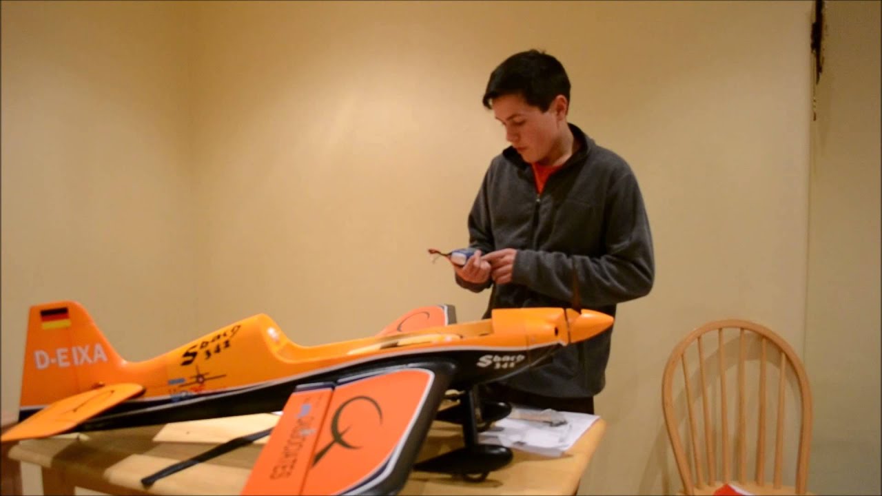 Sbach 342 1400mm review and flight - YouTube