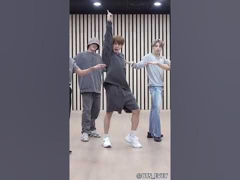 방탄소년단 (BTS) 'Dynamite’ Dance Practice JIN focus - YouTube