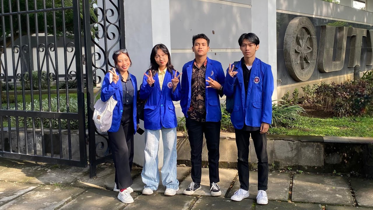 BASIC ENGLISH FOR ACADEMIC PURPOSES; UTY GROWPATH & UKM EXPO INTERVIEWS VLOG - YouTube