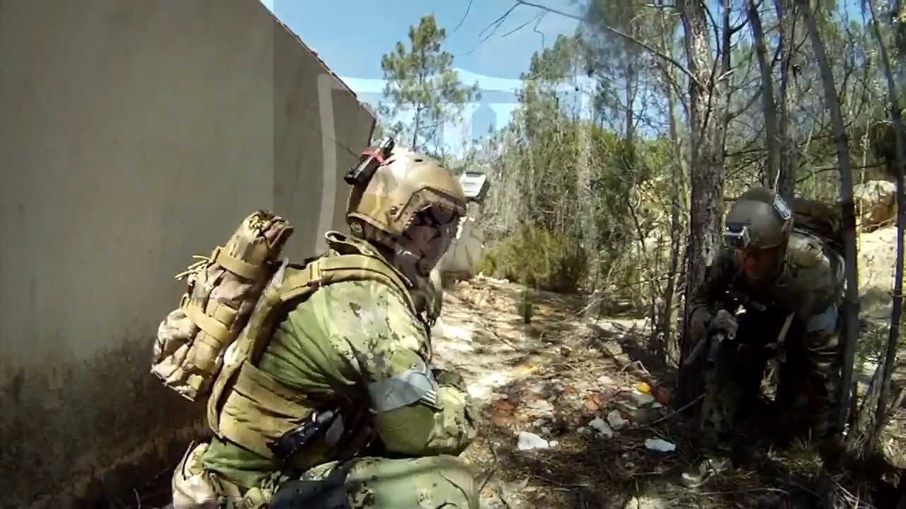 Intro devgru - YouTube