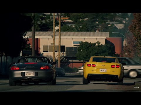 12 Rounds 3: Lockdown - Policial no Camaro mostrando o distintivo - Dean Ambrose Trailer (HD)