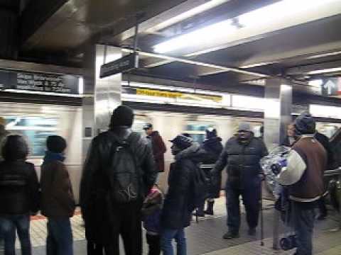 E train at Sutphin Boulevard-Archer Avenue-JFK Airport - YouTube