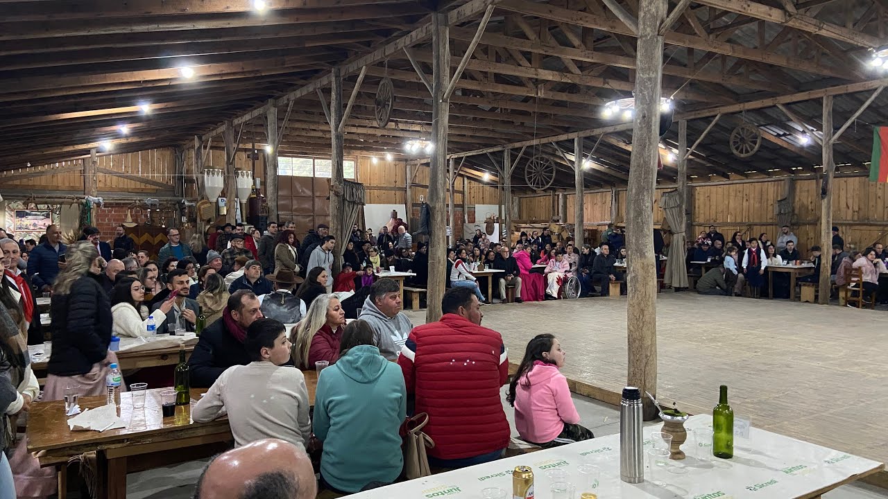 Destaque de CTGN Velha Carreta invernada mirim - YouTube