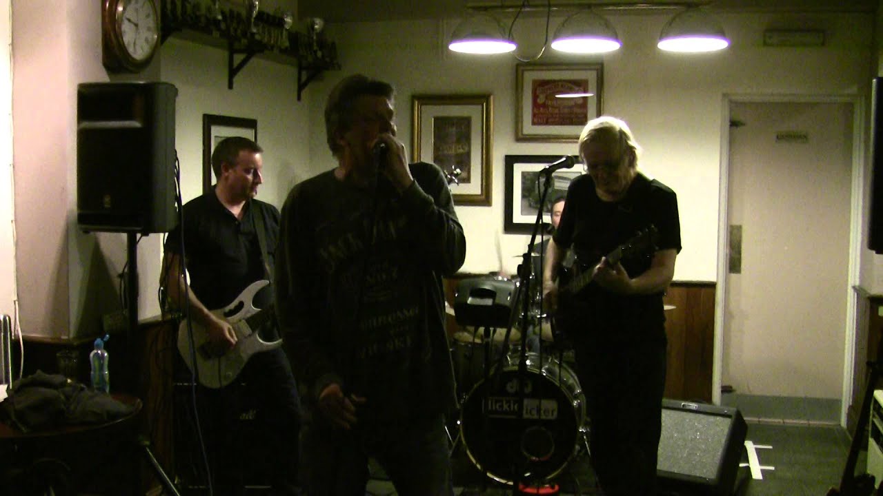 Dickie Ticker - She's Electric - YouTube