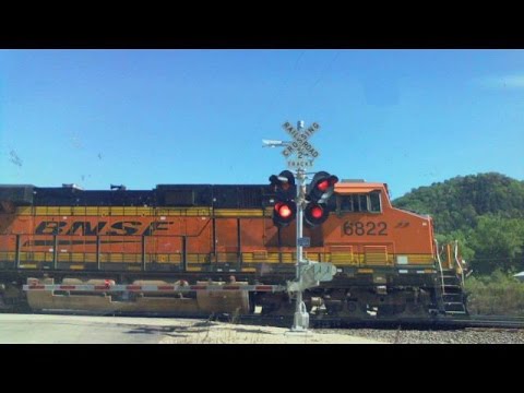 BNSF 6822 East Loaded Grain Train (9-13-2015) - YouTube