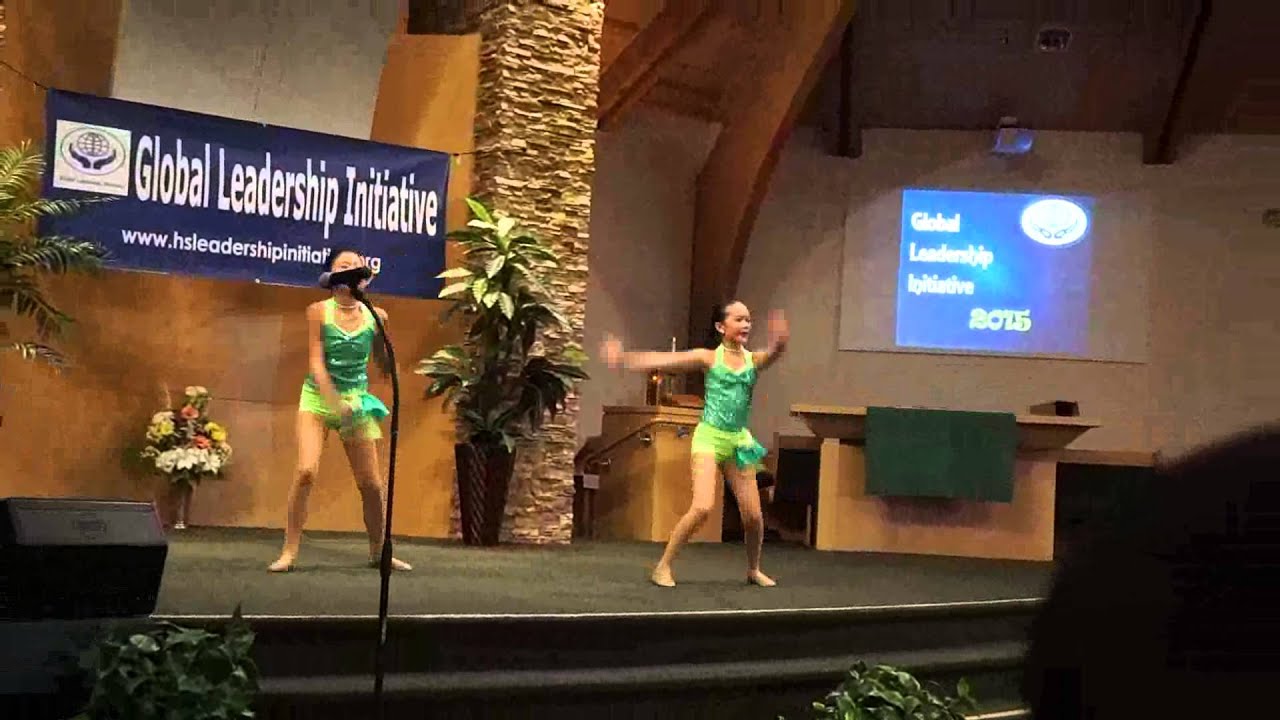 Walk me down by Elizabeth & Daphne - YouTube