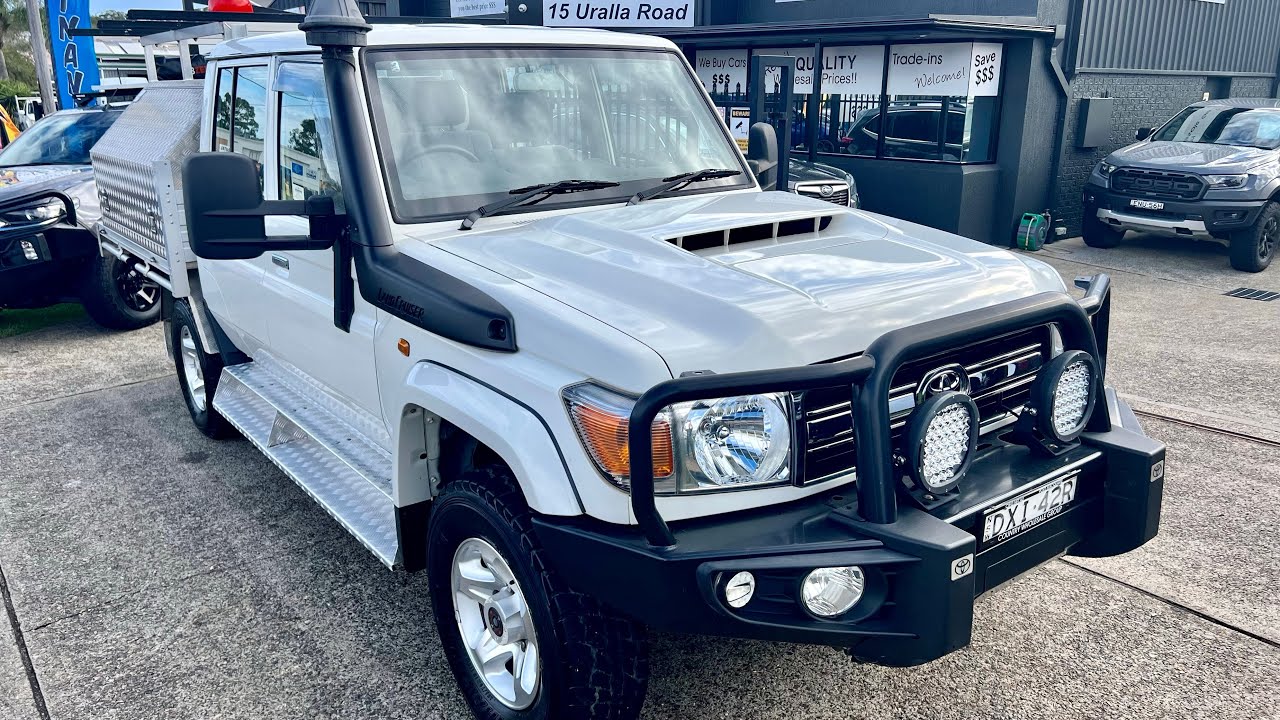 Toyota Landcruiser GXL 79 Trayback V8 Turbo Diesel - YouTube