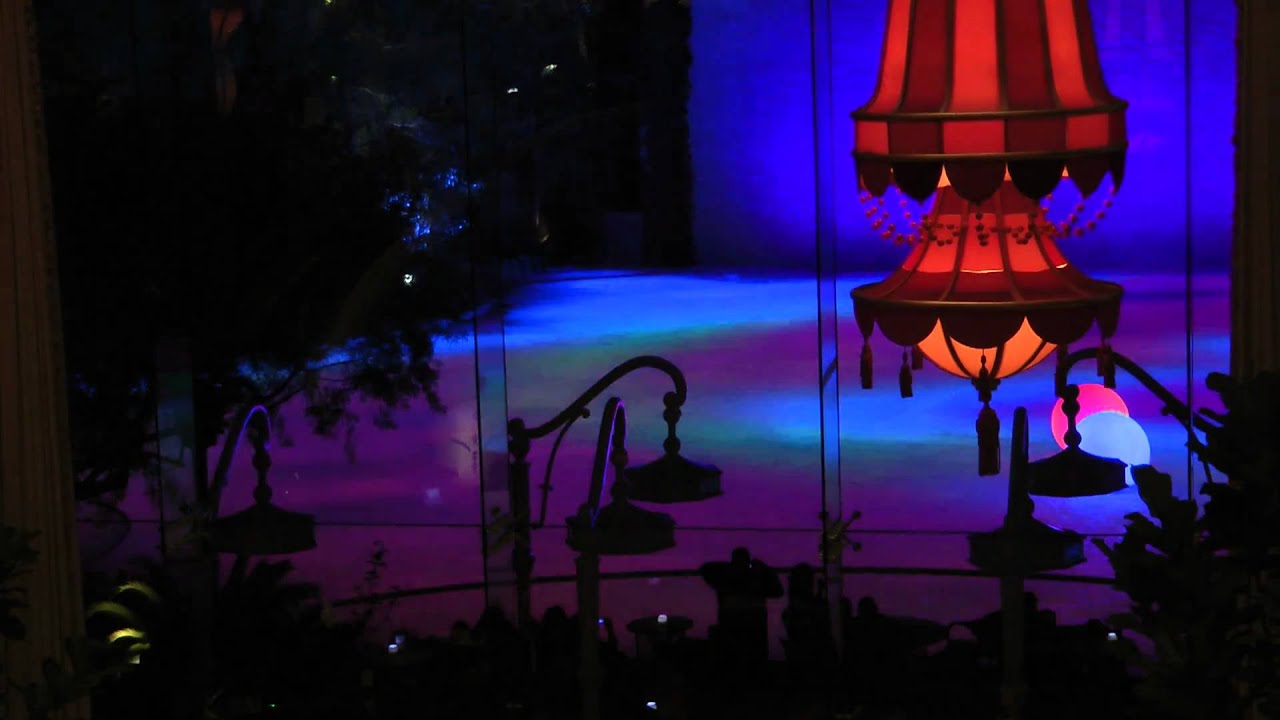 Wynn water show - YouTube