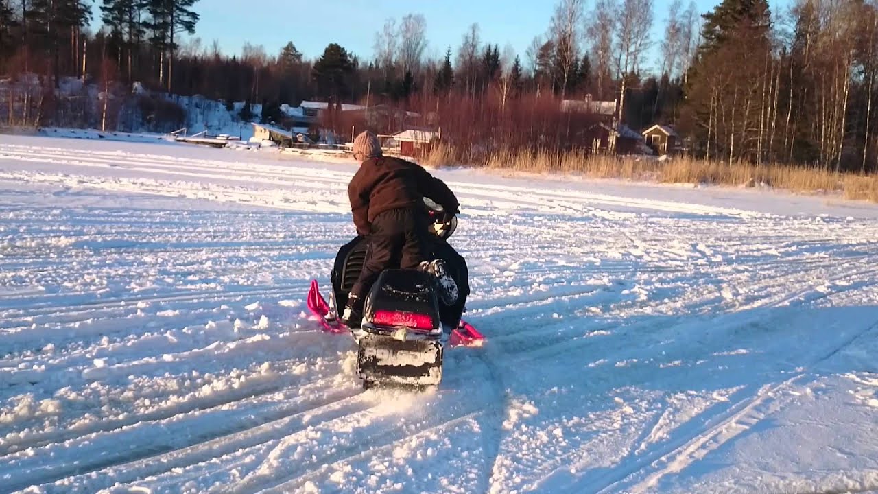 driving Polaris xc 700 - YouTube