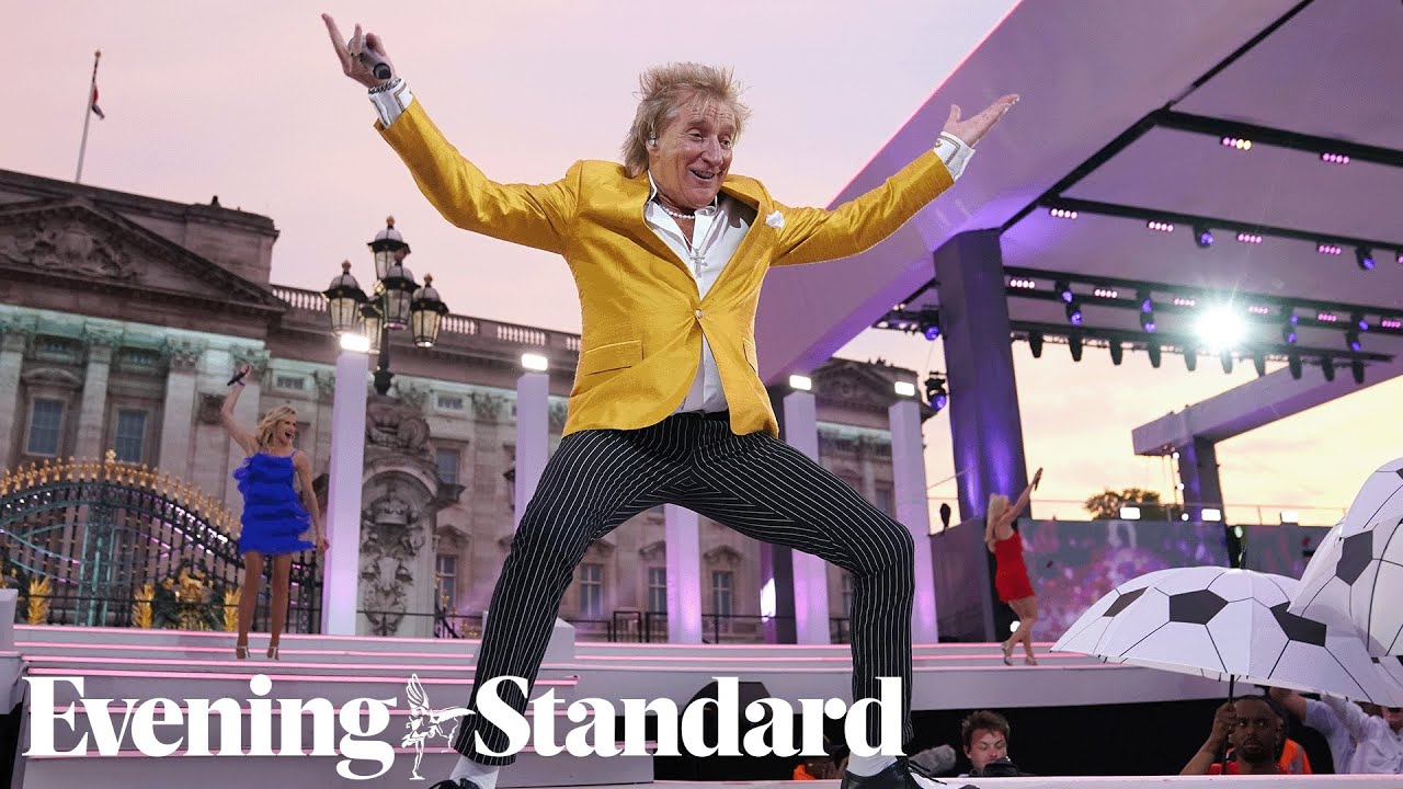 Sir Rod Stewart calls Sky News phone in to offer to pay for hospital ...