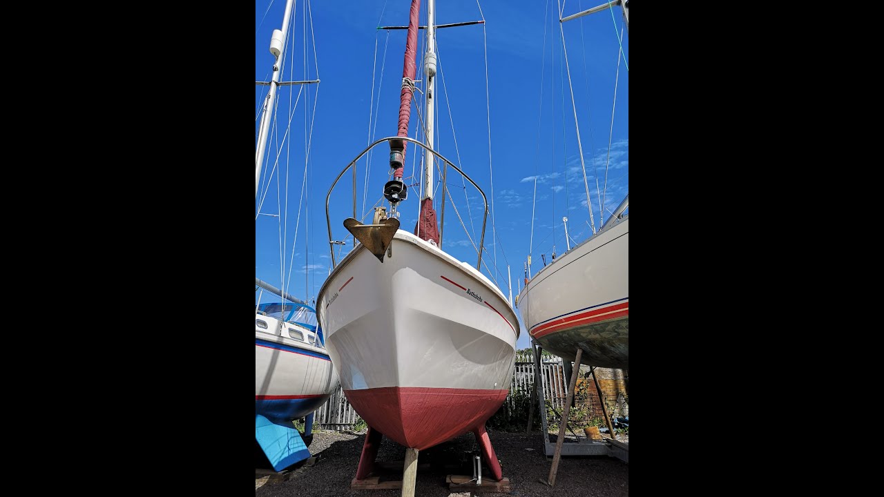 Westerly Berwick Sailing Ipswich to Brightlingsea - YouTube