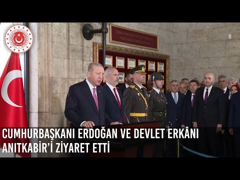 Cumhurbaşkanı Erdoğan ve Devlet Erkânı, 29 Ekim Cumhuriyet Bayramı’nda Anıtkabir’i Ziyaret Etti