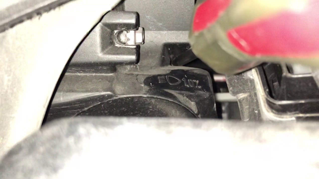 How to ... Lexus LS 600h Headlight adjustment - YouTube