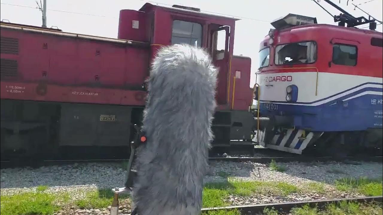 Recording sound of trains, train rural station ambience - Field ...