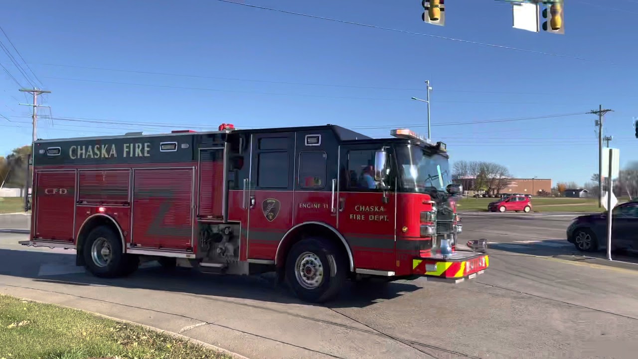 Chaska Fire-Engine 11 Responding-11/6/21 - YouTube