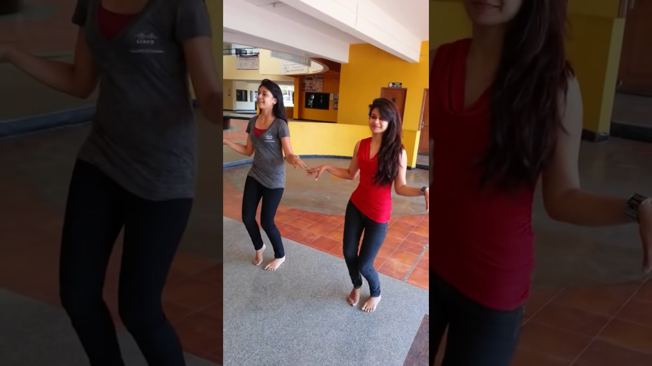College Girls Dance - YouTube
