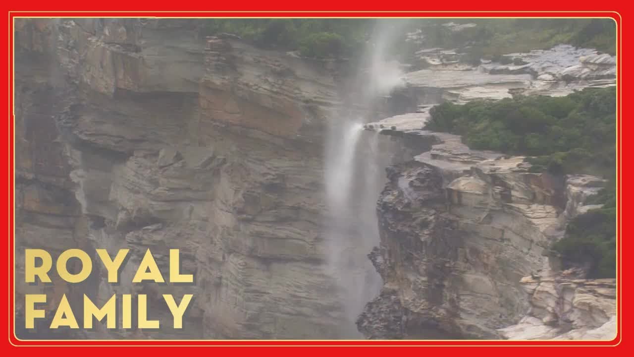 Severe thunderstorm causes backwards waterfall off cliffs in Sydney's ...