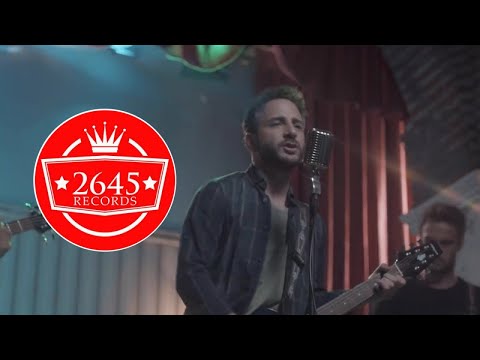 Bir Anda - Tersine Dön Dünya (Official Video)