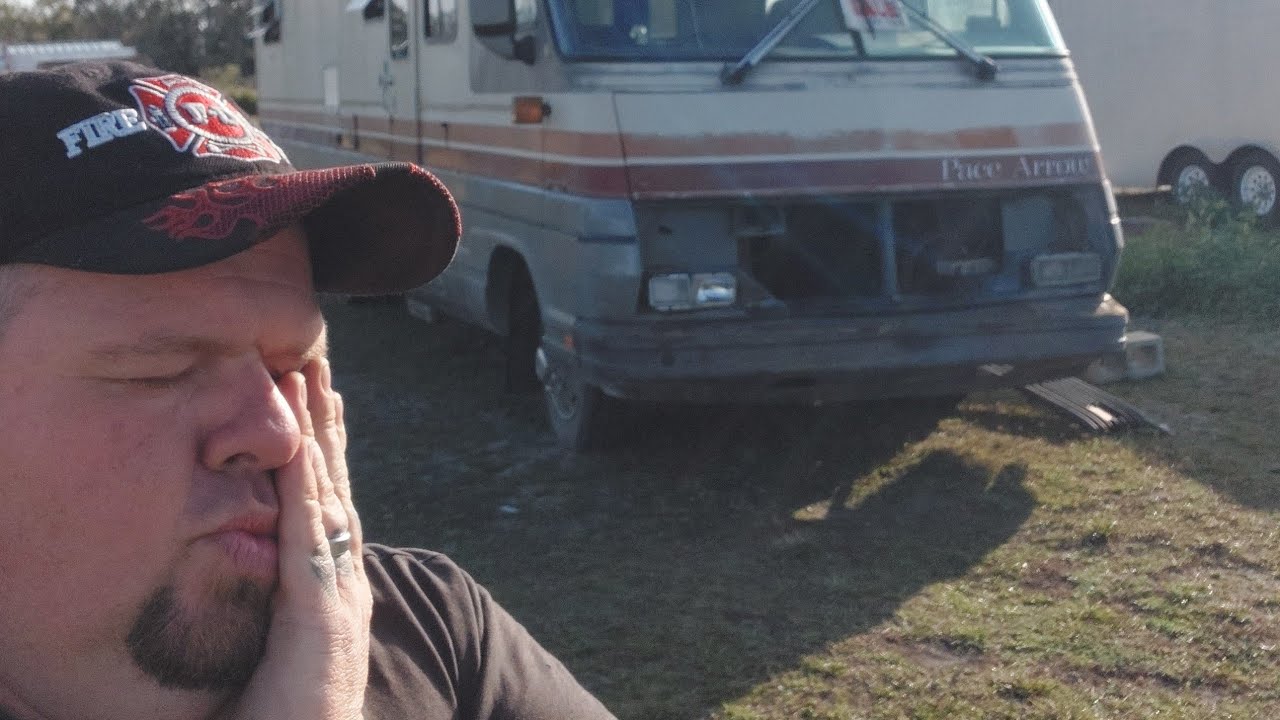 FORD 460 in RV, will it run? oh boy. - YouTube