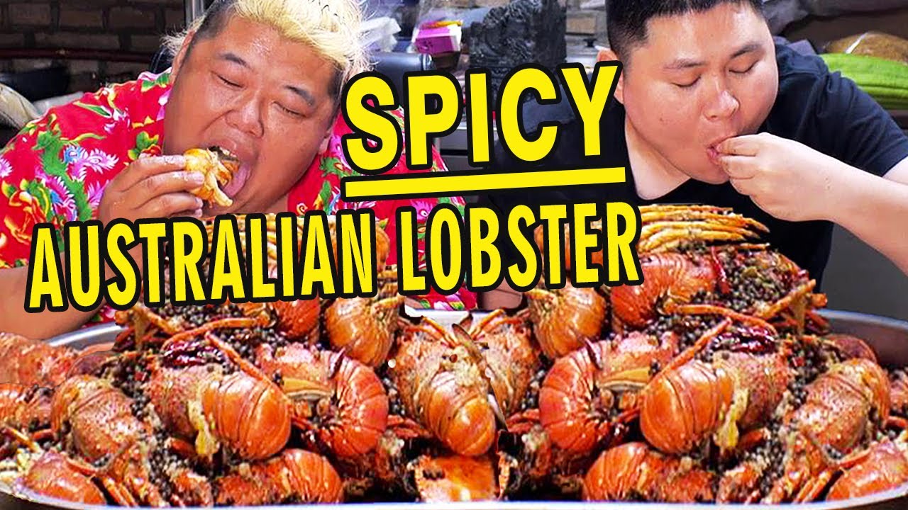 Australian lobster makes spicy crayfish. Brother Monkey’s meal is so ...