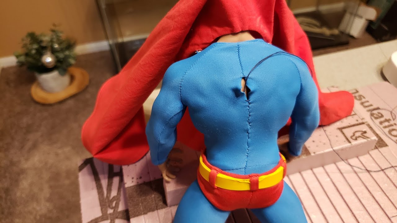 How to stitch up a Sideshow or Mezco figure Action Figures Disassembled ...