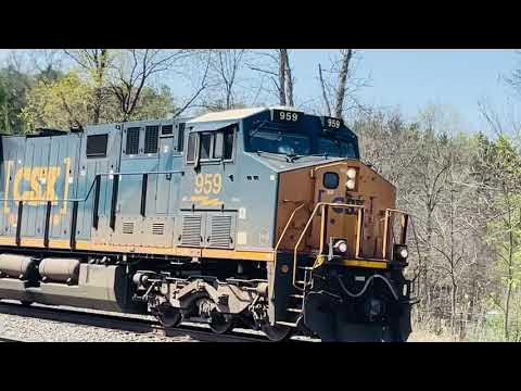 CSX 959 leads a long freight eastbound through kirkville - YouTube
