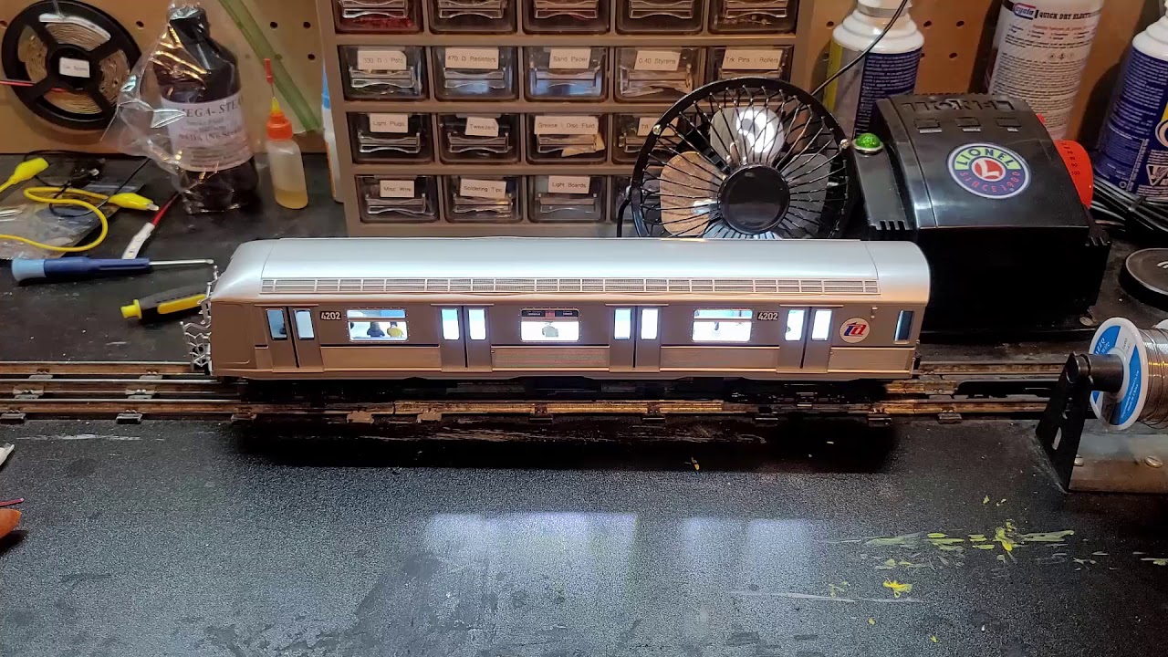 MTH R40 Subway - Converting To LEDs - YouTube