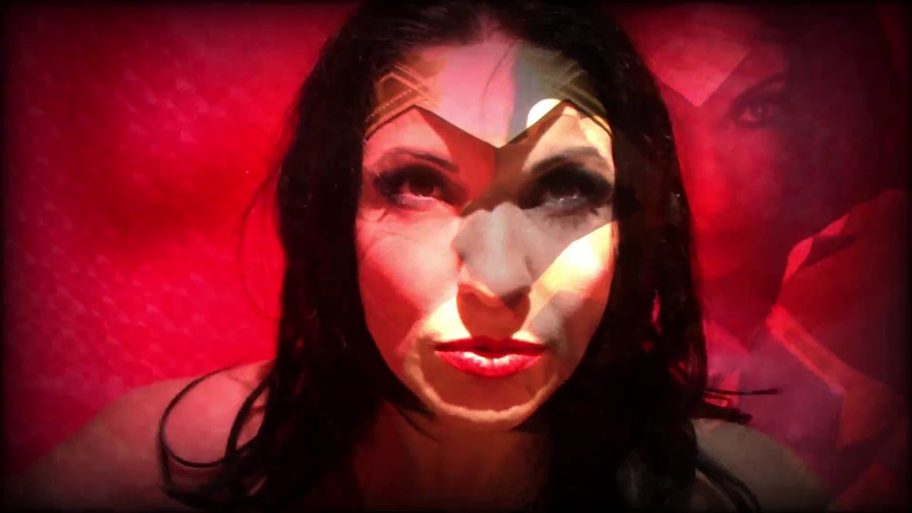 WONDER WOMAN - Blue Monday. - YouTube