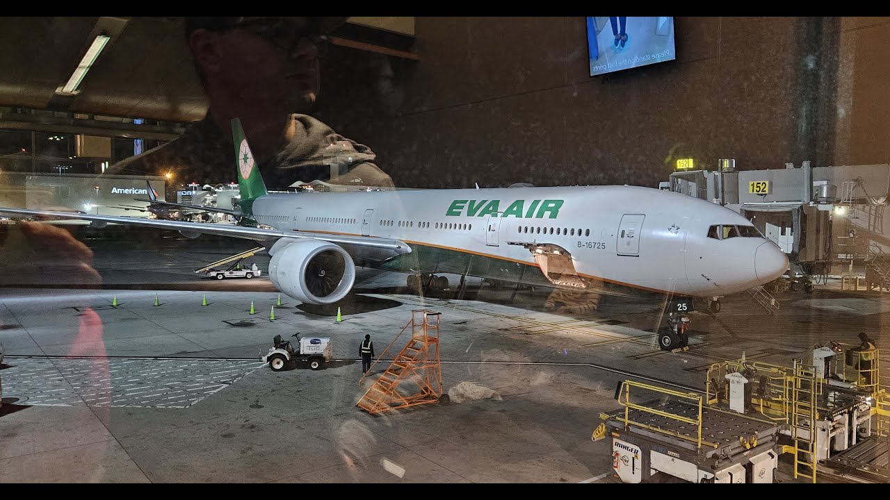 Flying EVA Airways: Los Angeles to Taipei | BR11 | Boeing 777-300ER ...