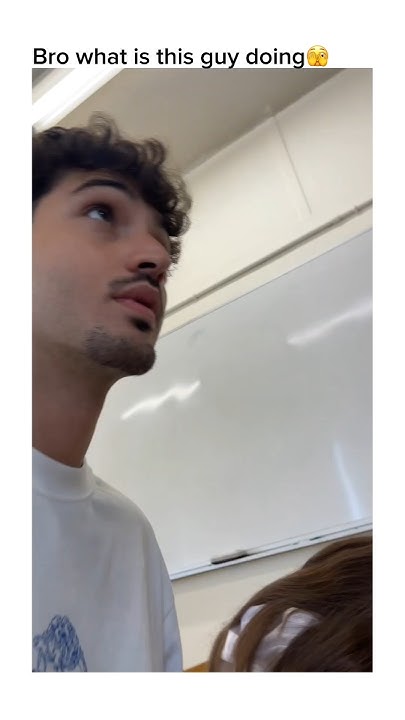 Subscribe for more coding tips⬆️ #mahasiswa #programmer #coding #ai #blackbox - YouTube