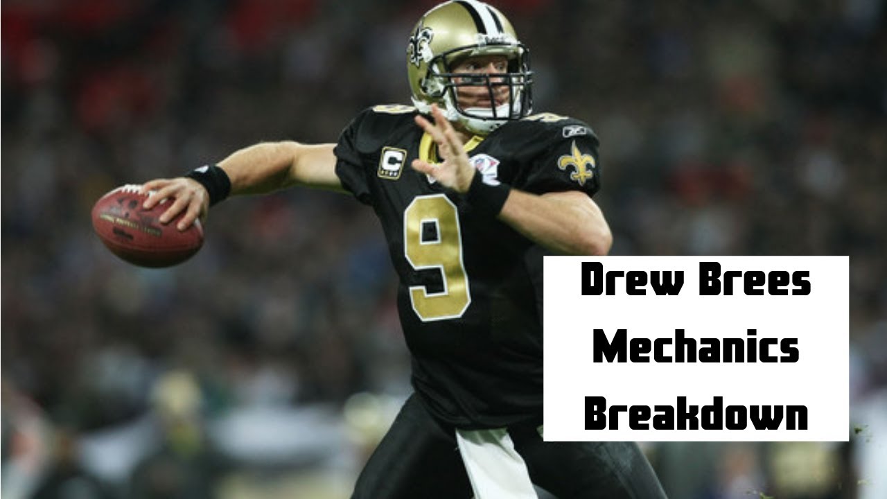 Drew Brees Throwing A Football